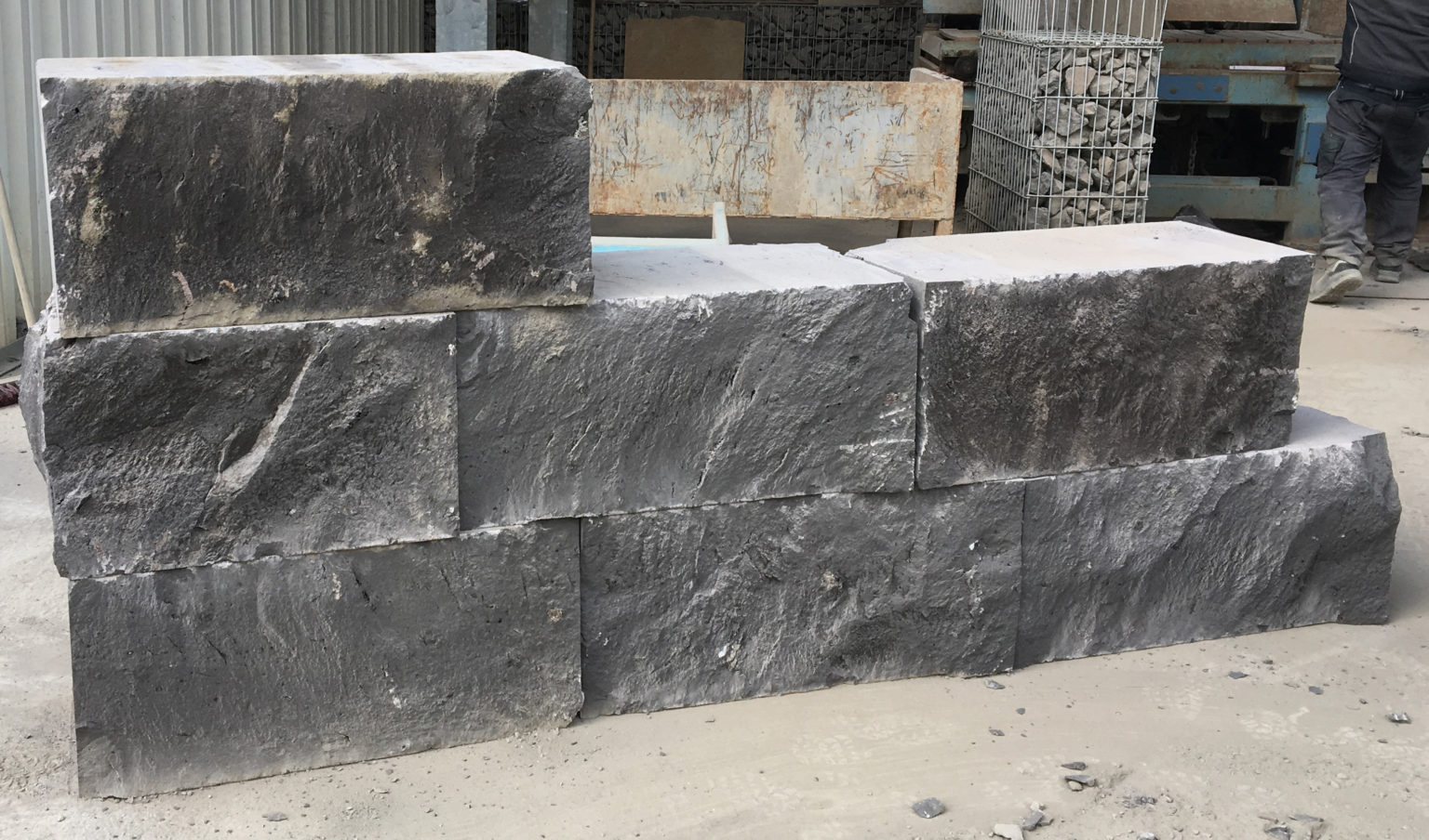 Basalt Naturstein – Zaun – und Steinhafen GmbH in Leverkusen – Gabionen ...